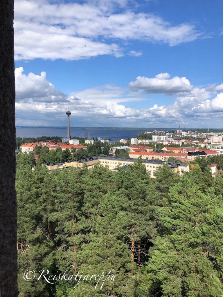 Pyynikin näkötorni, Tampere – Reiskat ja Reppu
